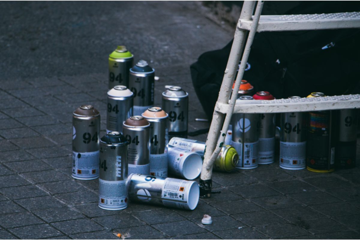 Best Spray Paint for Graffiti: 10 cans graffiti artists are using in ...